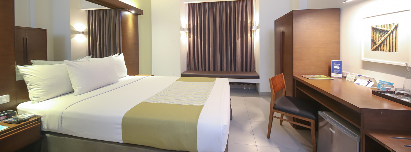Rooms | Microtel by Wyndham Acropolis, QC