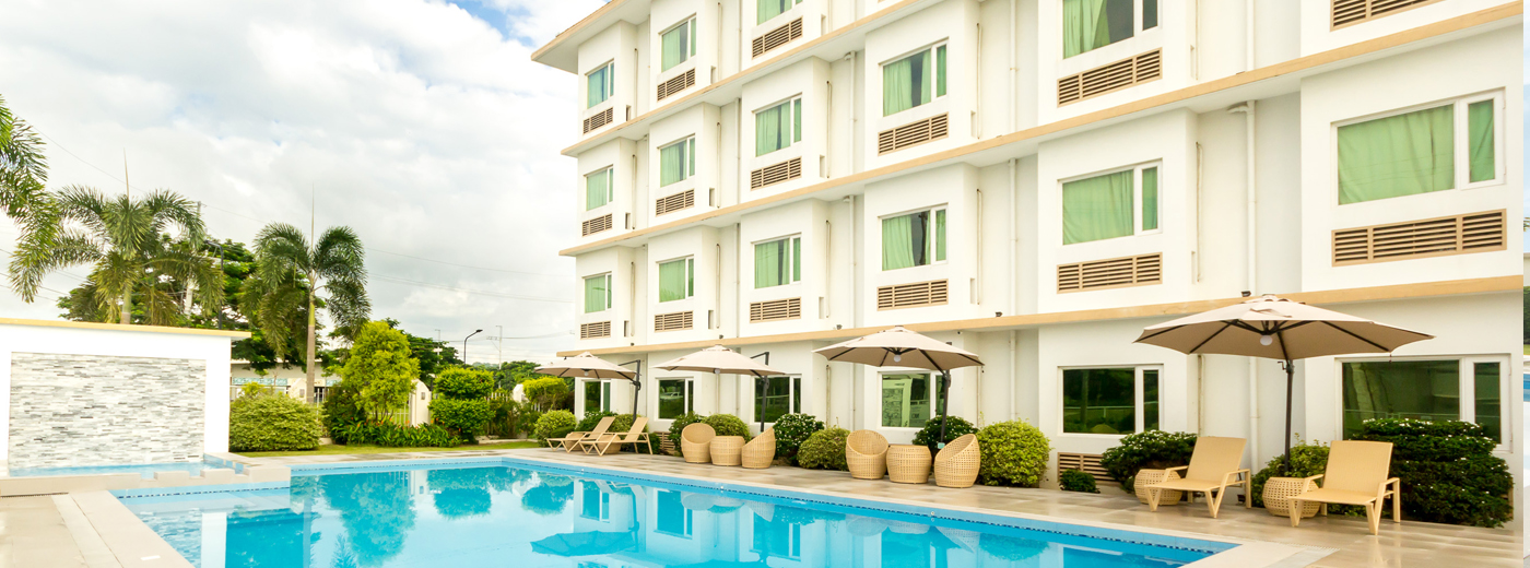 Microtel by Wyndham South Forbes